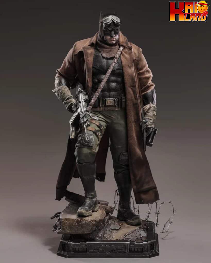 DC Comics Queen Studio Knightmare Batman Licensed Resin Statue - Kaioland