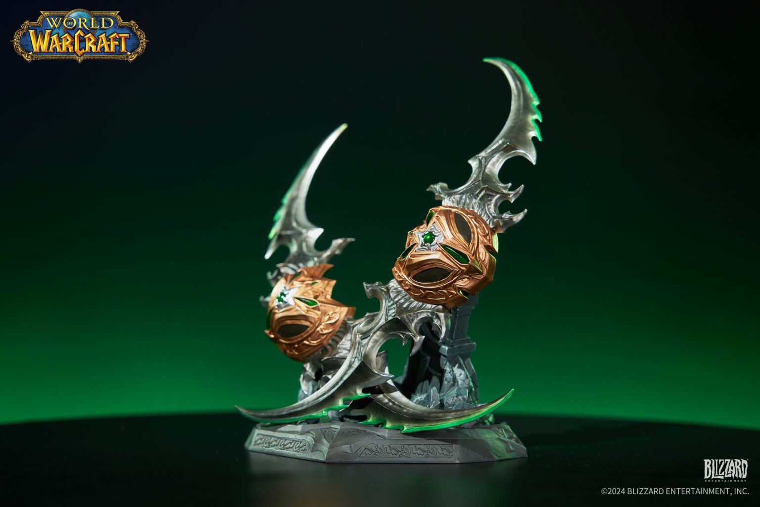 World Of Warcraft Blizzard Entertainment Warglaive Of Azzinoth Licensed ...