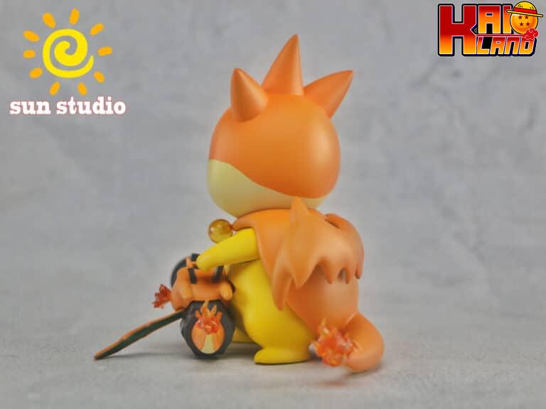 Pokemon Sun Studio Pikachu Cos XY Charizard Resin Statue - Kaioland