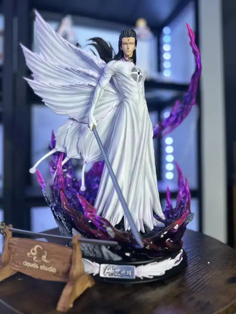 Bleach Clouds Studio Aizen Resin Statue - Kaioland